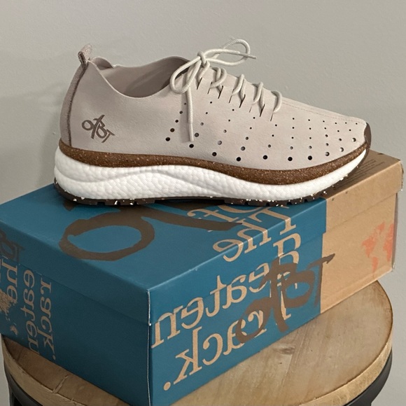 OTBT | Shoes | New Otbt Alstead Dove Grey Tennies Tennis Shoes | Poshmark